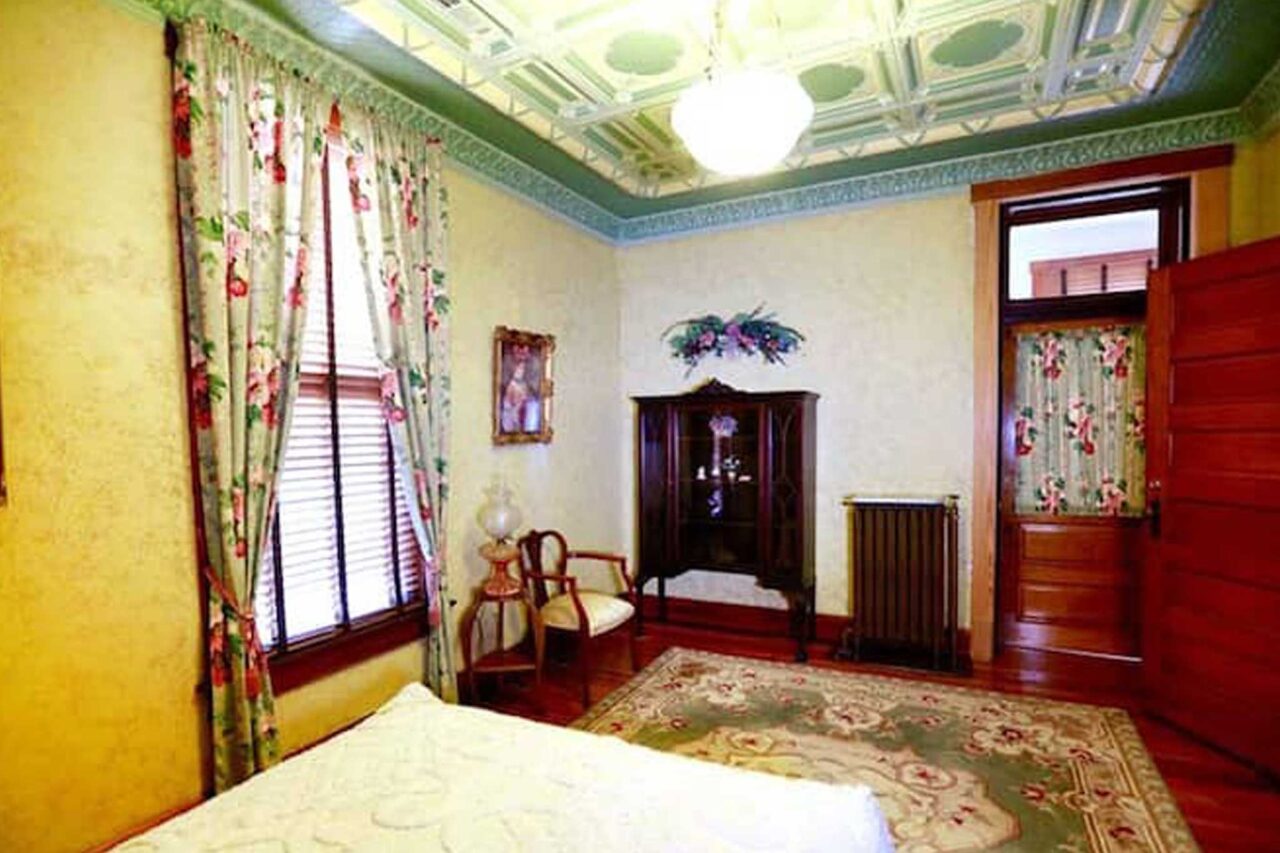 rooms - A.C. Thomas House